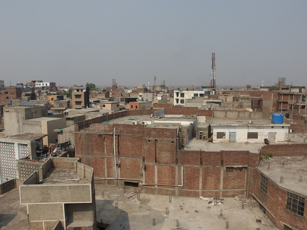 High Rise, Lahore Urban Sprawl and PM Khan's Directive - PIDE Blog